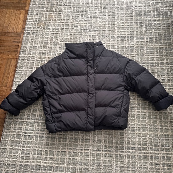 Theory | Jackets & Coats | Theory Black Puffer Jacket Short | Poshmark